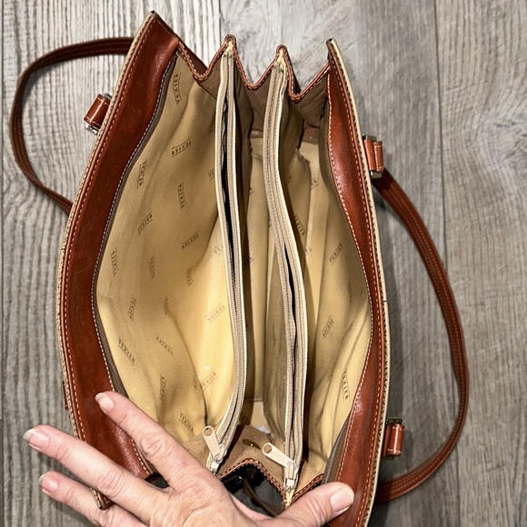 Texier | Bags | Vintage Texier French Leather Shoulder Bag Accordion ...